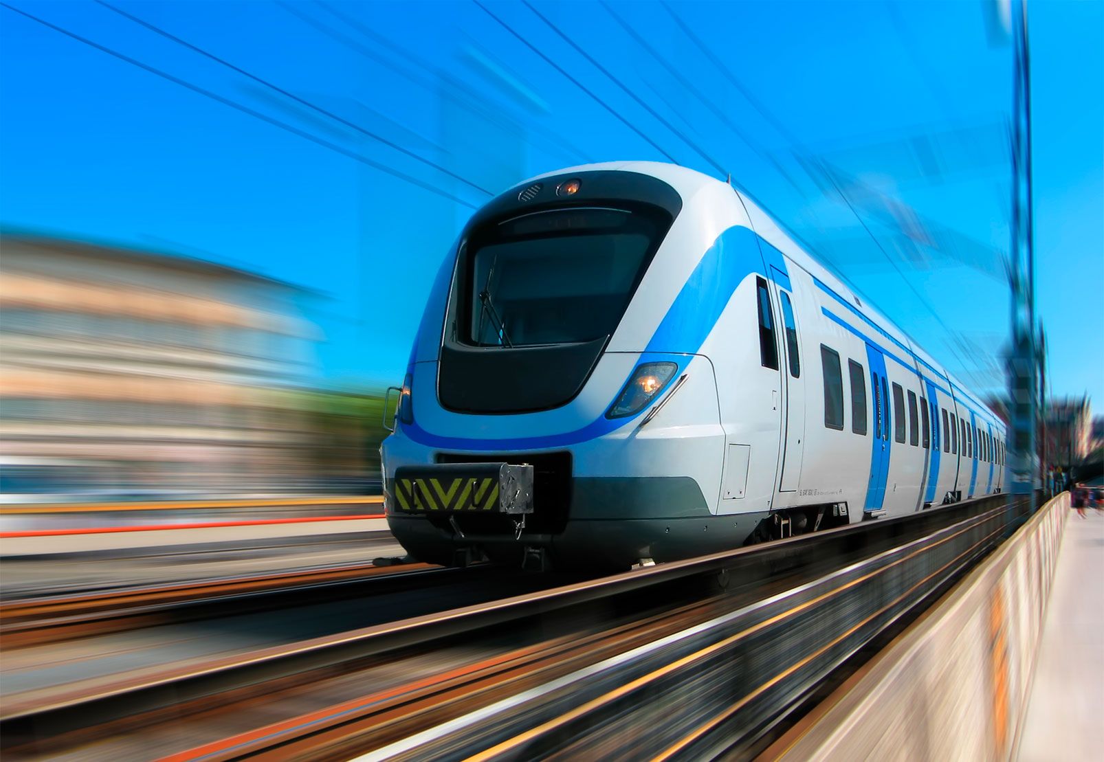 Telemovil - infoentretenimiento a bordo | Internet WiFi para Buses y Trenes